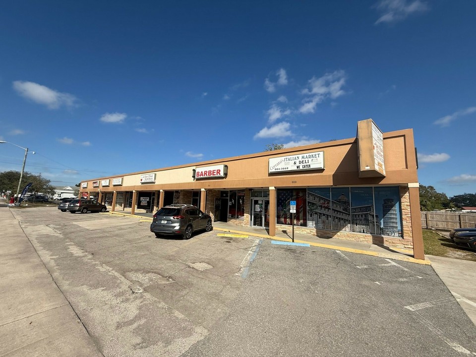 Sun Crest Plaza - 908-924 W. New Haven Avenue, Melbourne, FL, 32901