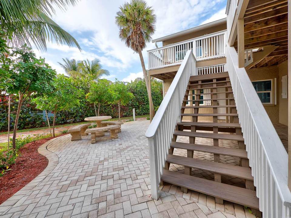 BEACHFRONT FOURPLEX (Sold!) - 2507 N Ocean Drive , Fort Pierce , FL, 34949